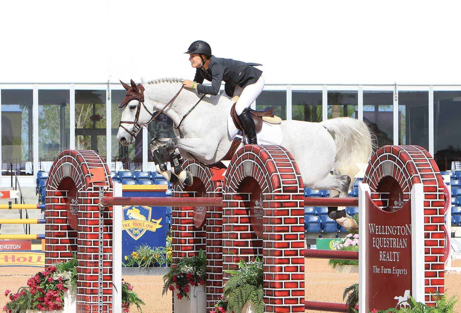 Maxine Beard Show Jumping Award | USET Foundation