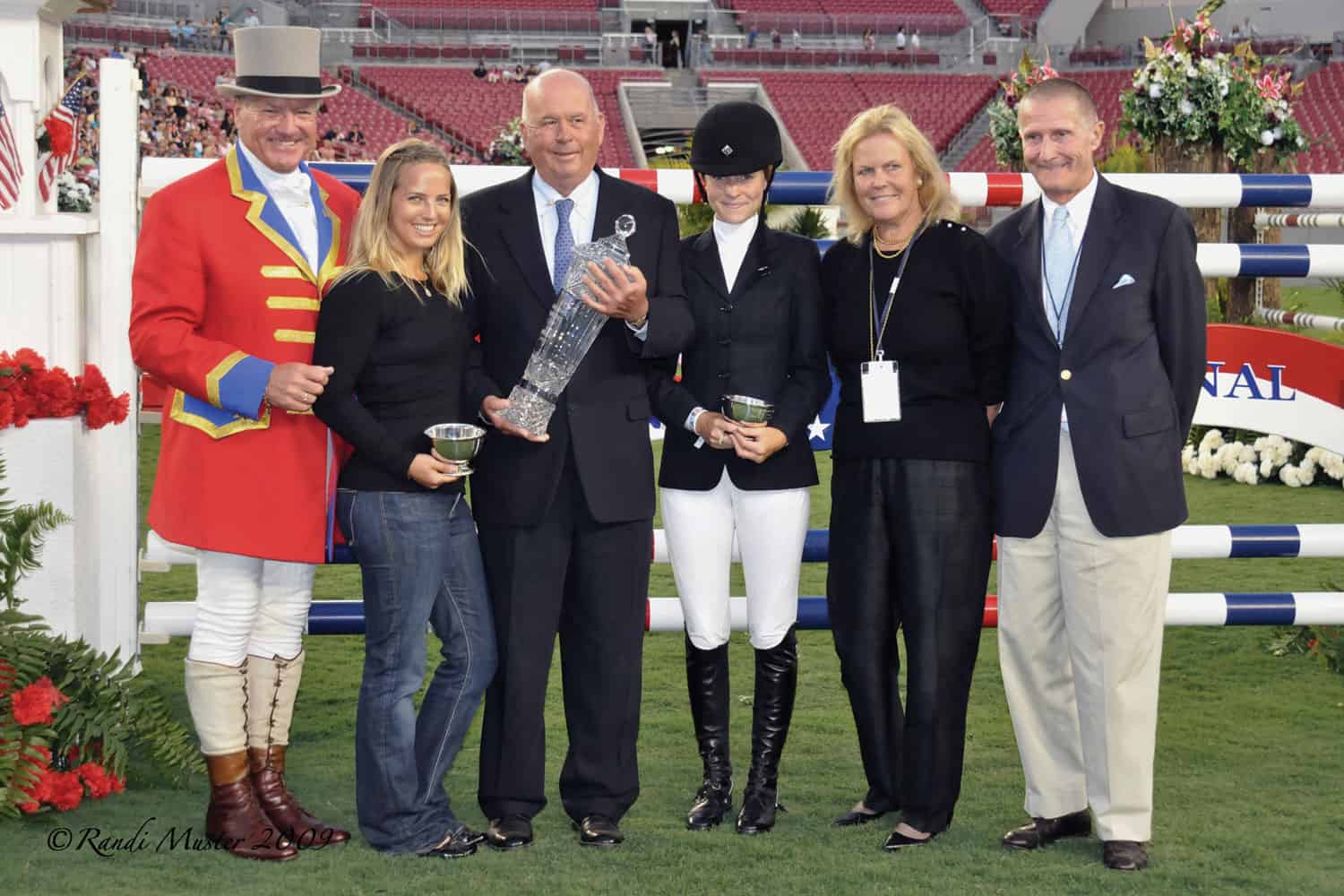 Maxine Beard Show Jumping Award | USET Foundation